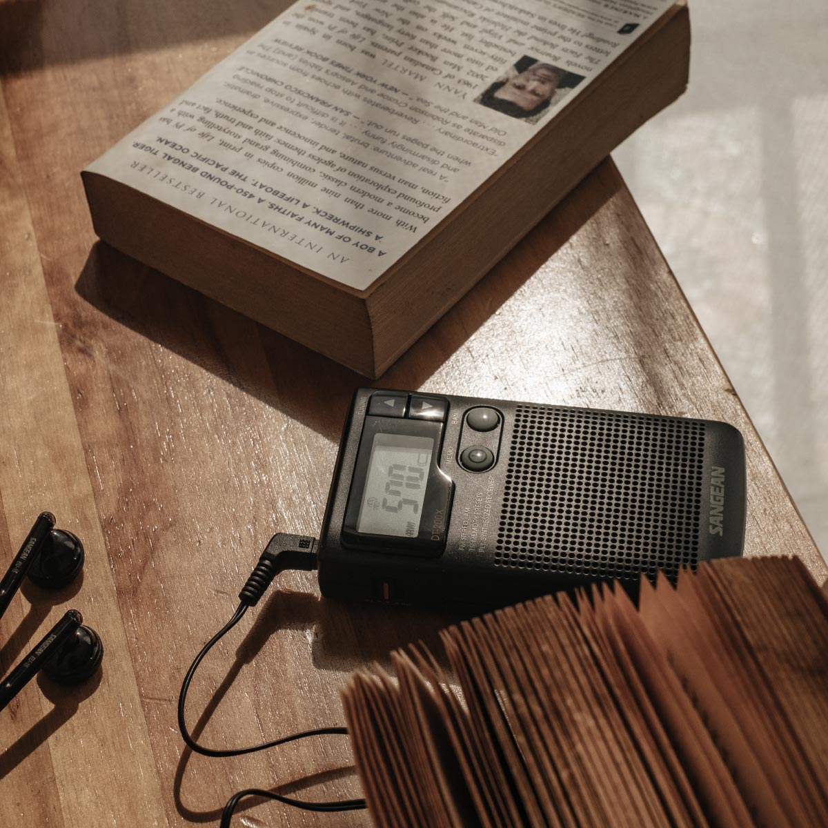 DT-200X AM/FM-Stereo Pocket Radio│SANGEAN Electronics