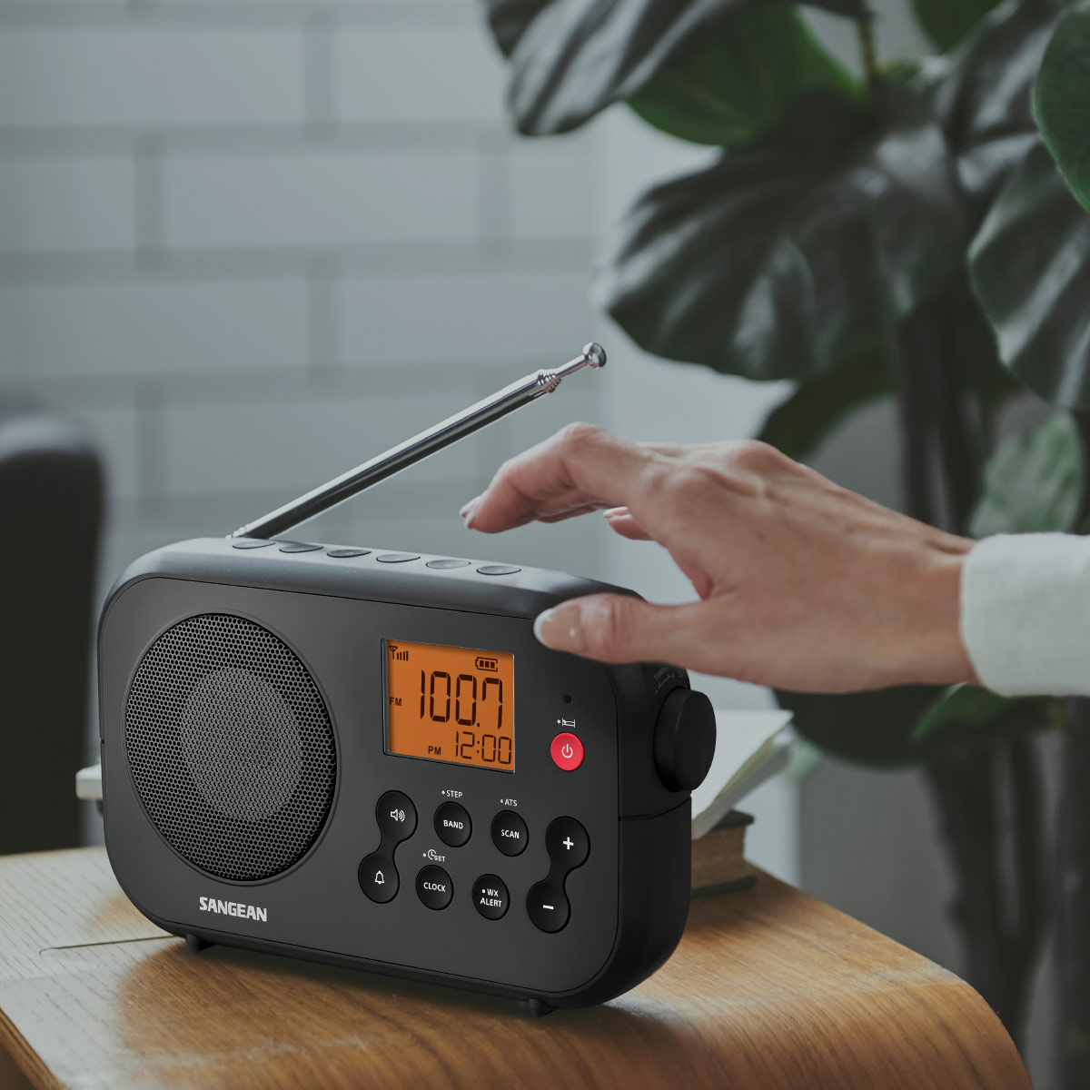 PR-D12 AM/FM/WX Digital Tuning Radio│SANGEAN Electronics