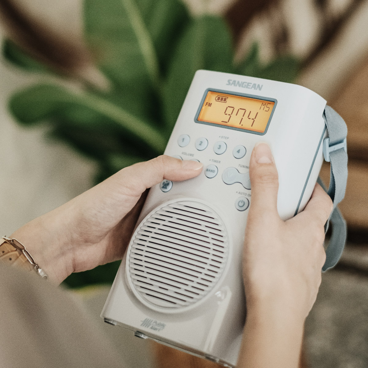 SG-100 AM/FM/WX/Digital Tuning Radio│SANGEAN Electronics