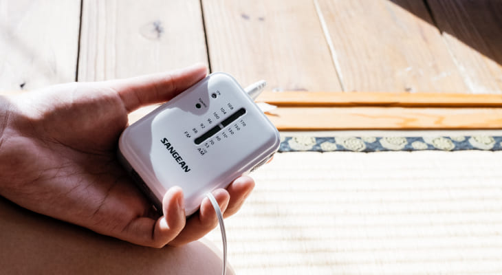 SR-32 AM / FM Pocket Radio│SANGEAN Electronics