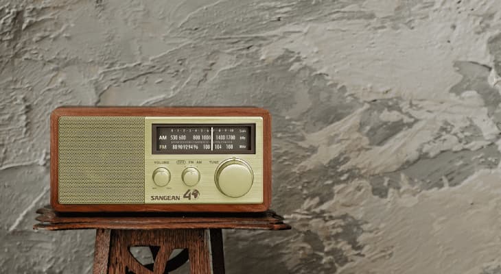 WR-11SE AM / FM Wooden Cabinet Radio│SANGEAN Electronics