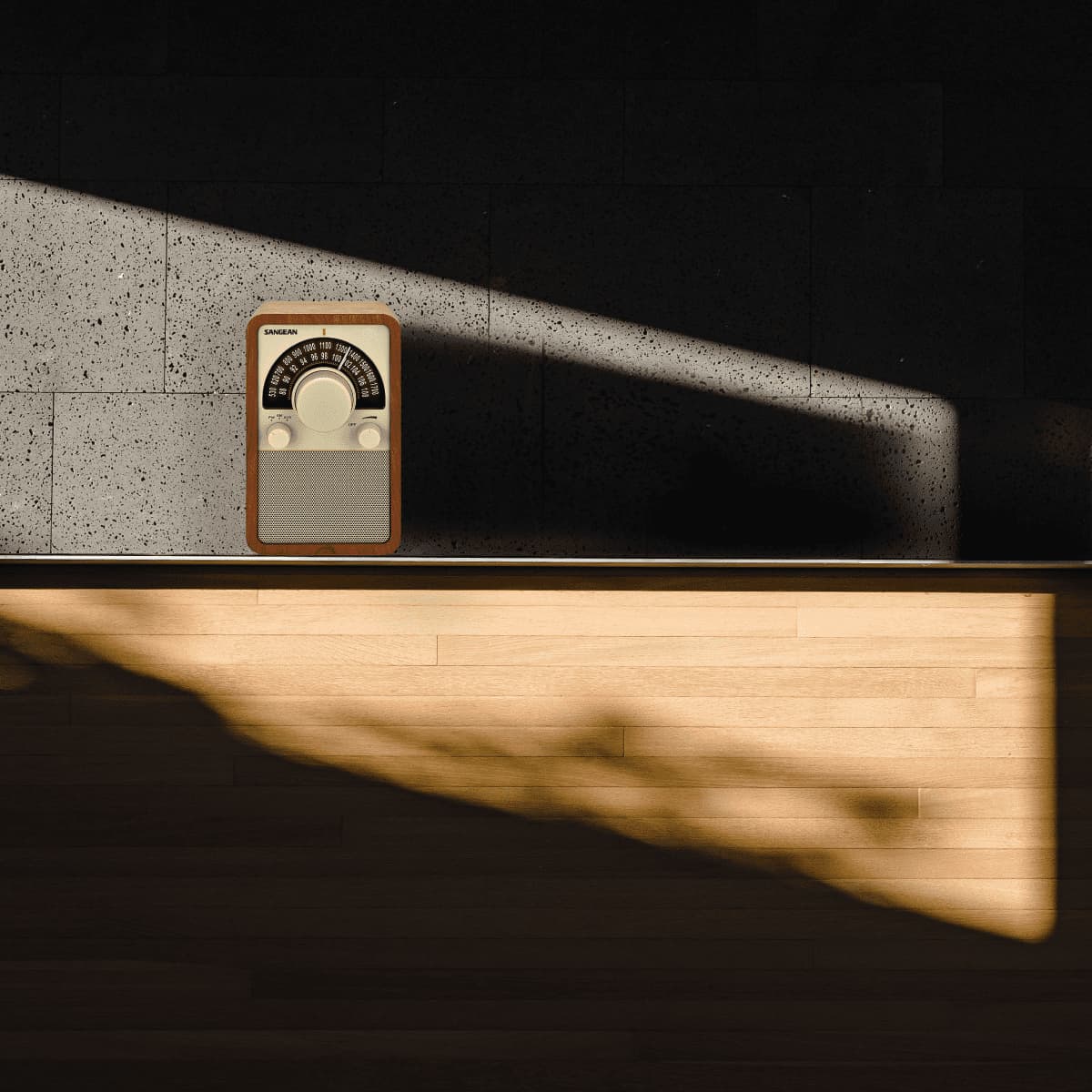 WR-15 AM / FM Wooden Cabinet Radio│SANGEAN Electronics