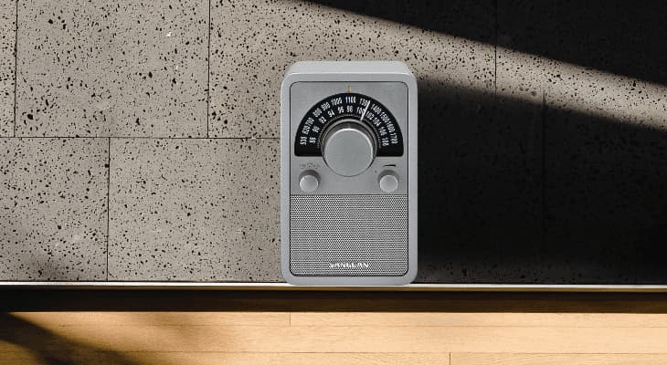 WR-15 AM / FM Wooden Cabinet Radio│SANGEAN Electronics