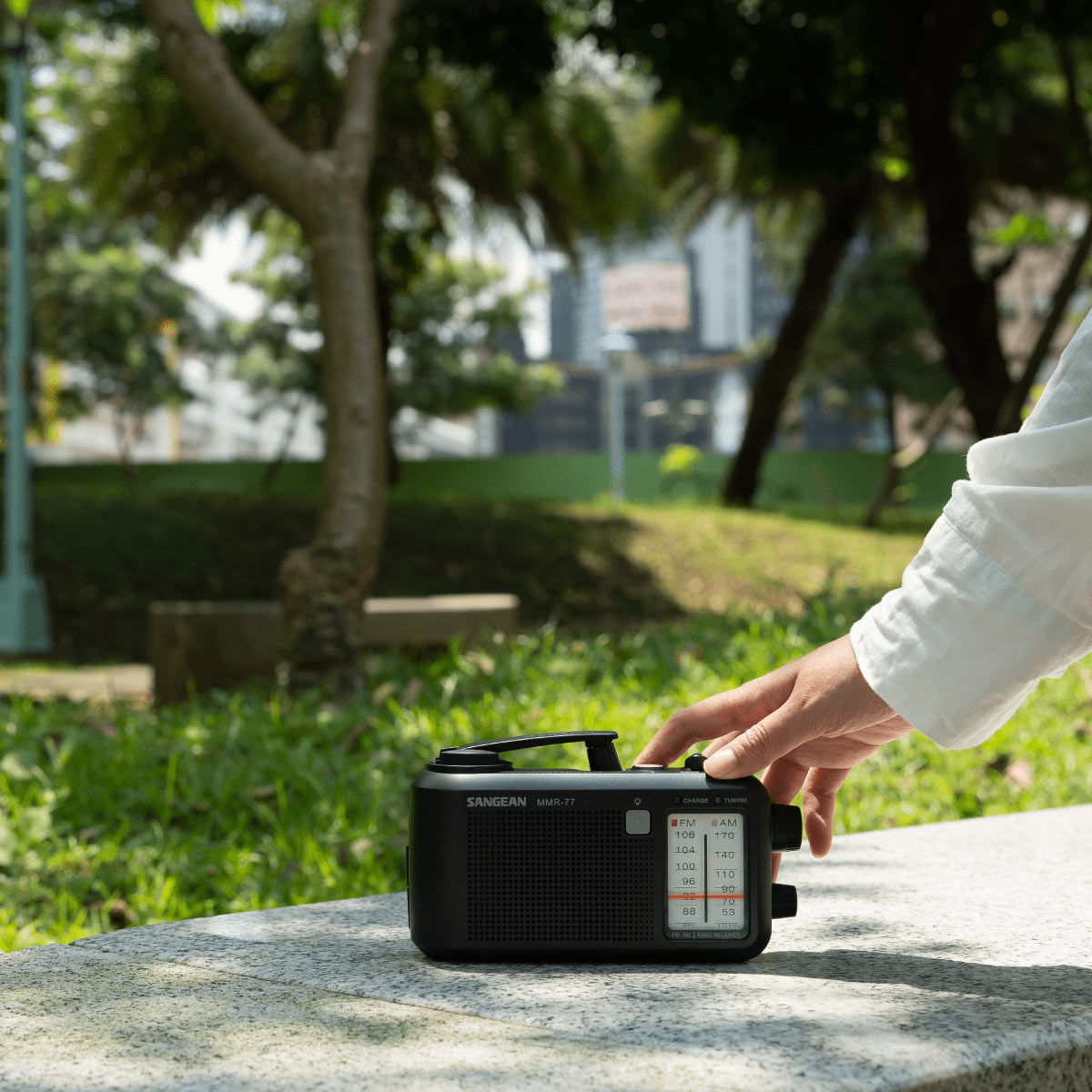 MMR-77 AM / FM Multi-Powered Radio│SANGEAN Electronics