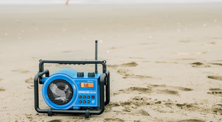 BB-100 AM/FM/Bluetooth/AUX Rugged Radio│SANGEAN Electronics