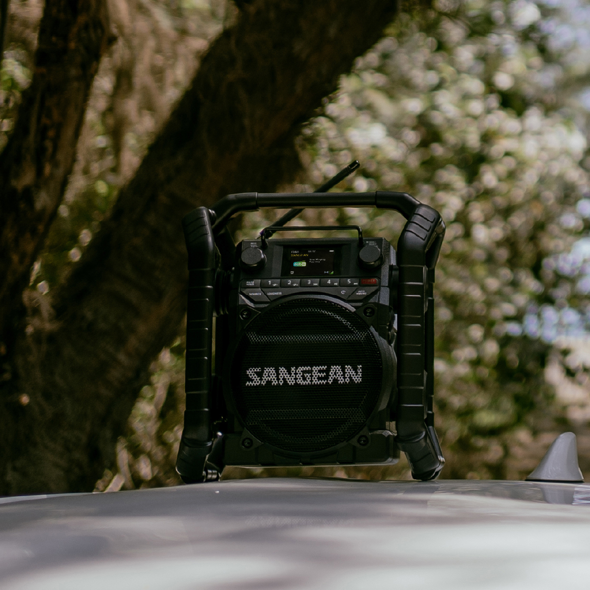 U4X Ultra Rugged Digital Tuning Radio│SANGEAN Electronics