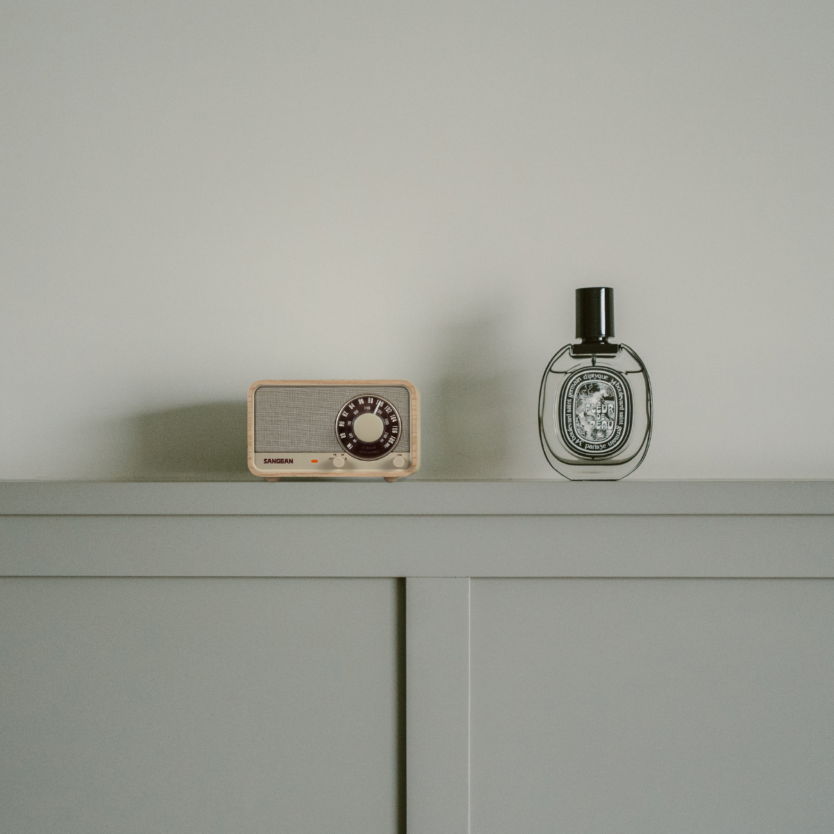 WR-8 AM / FM / Bluetooth Wooden Cabinet Radio│SANGEAN Electronics